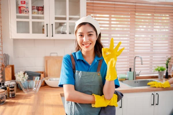 How to Treat Your Housekeeper - An Etiquette Guide
